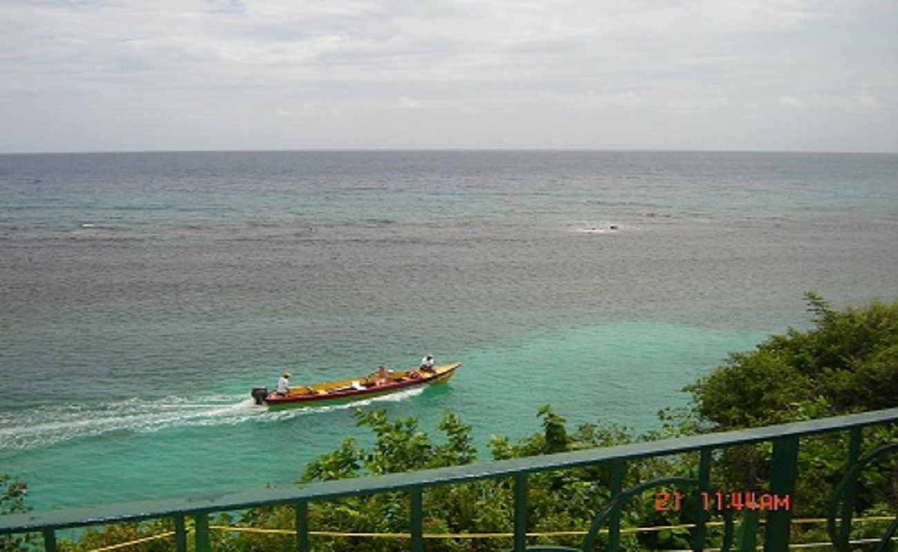 Ocho Rios Airbnb – Oceanfront 1-Bed Condo | Carib212